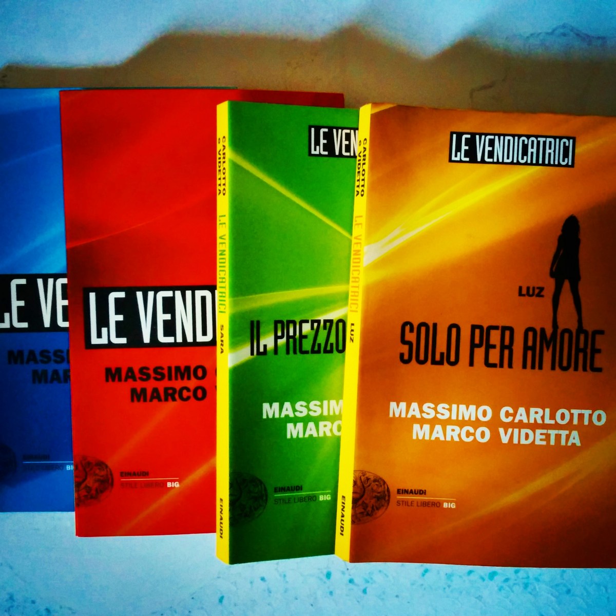 LiBrAmando – Massimo Carlotto e Marco Videtta – Le vendicatrici [Luz ...