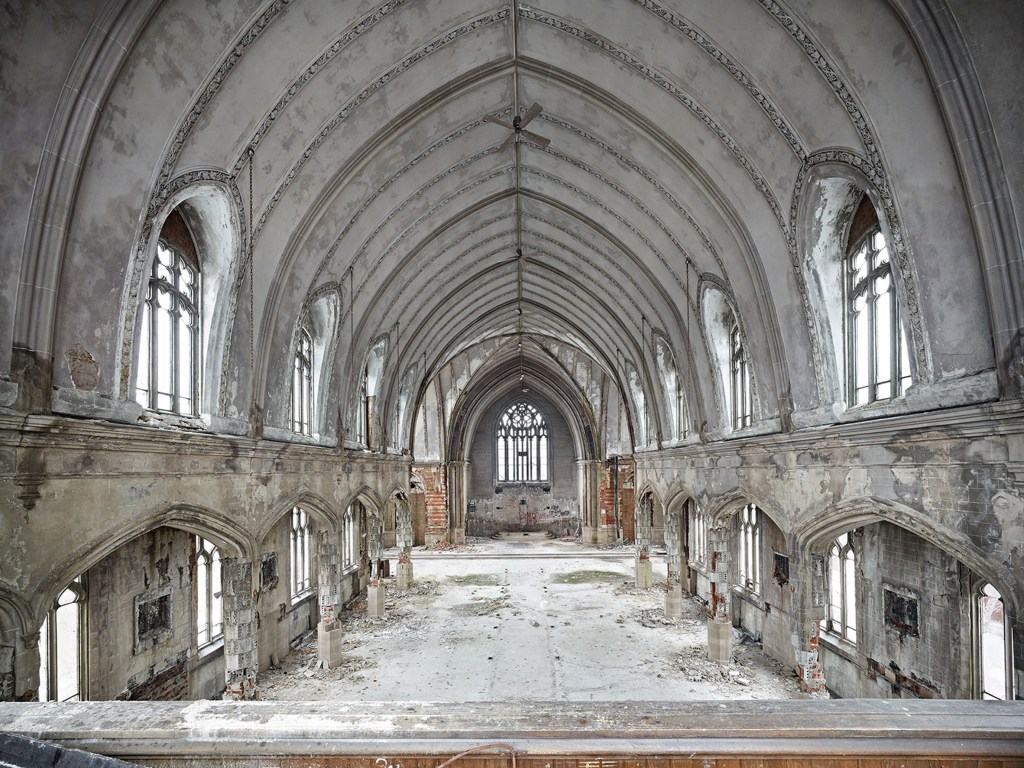 OperArt [833] – Gli edifici art deco abbandonati negli scatti di Philip ...