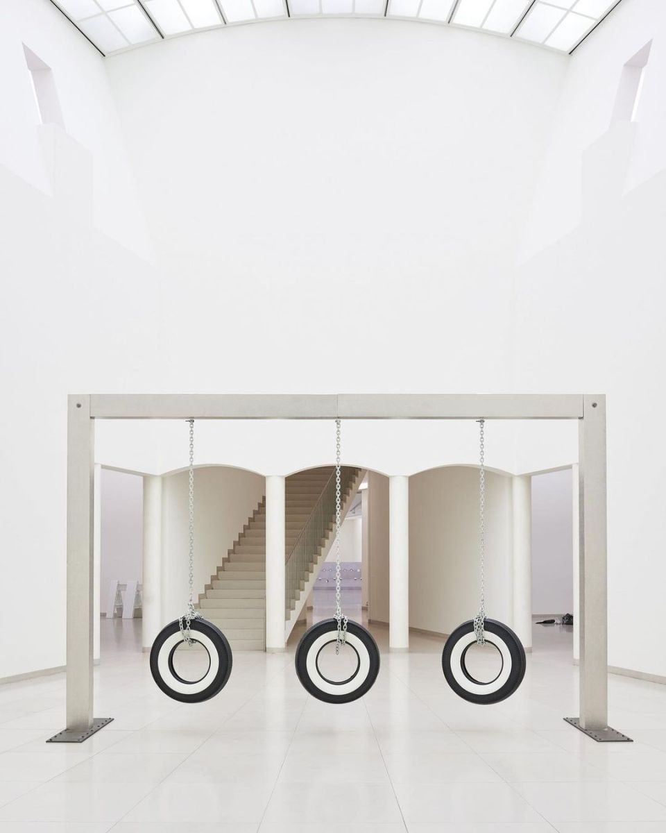 “Publyck Sculpture” by Cady Noland – Barbara Picci